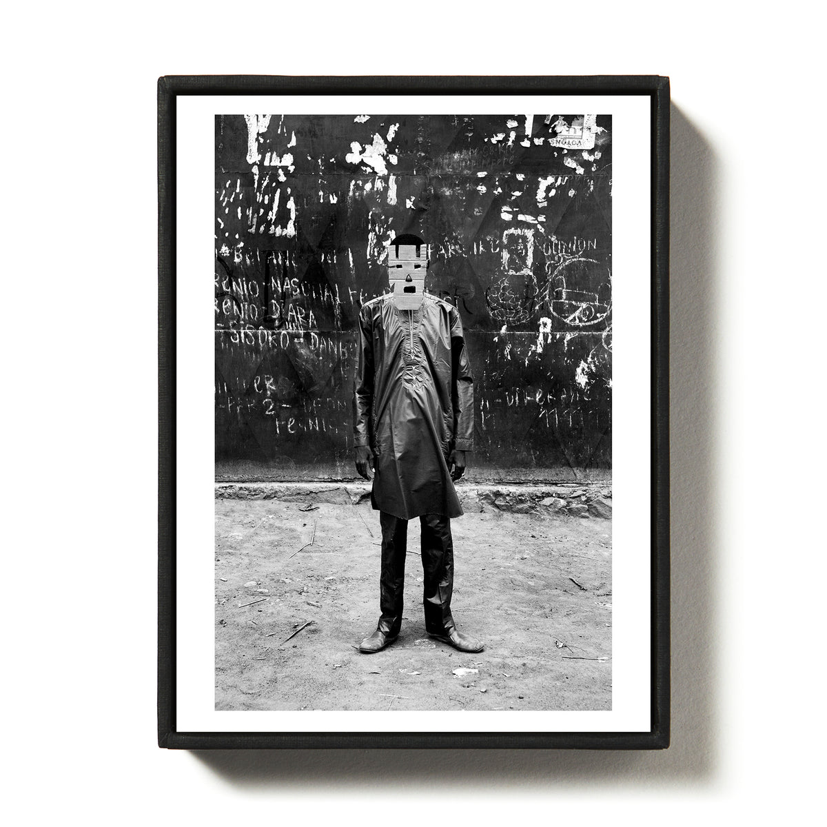 Man as object/animal #8 – PODA, La Petite Oeuvre d'Art